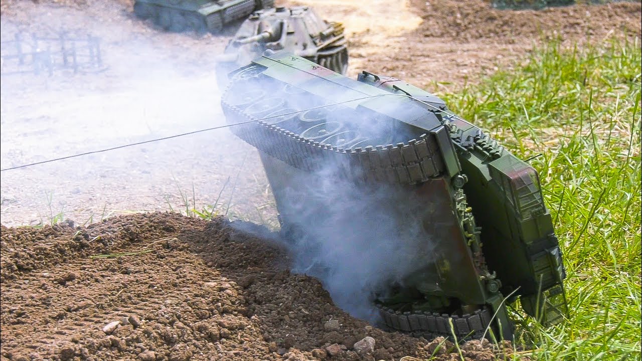 BIG RC MODEL TANK RESCUE OPERATION!! *RC MILITARY VEHICLE*RC TANKS*RC ...