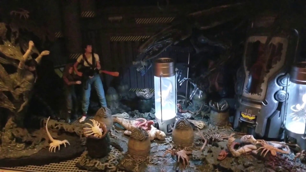 Alien Queen Diorama Neca - YouTube