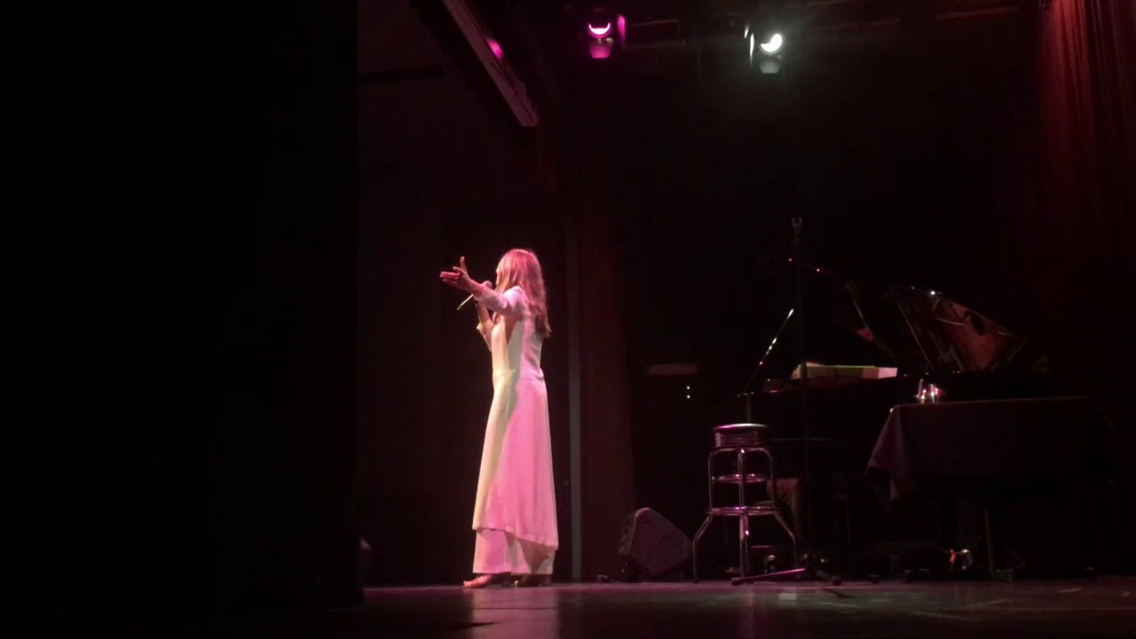 Karen Knowles - Imagine - performance - tour of Queensland, Australia ...