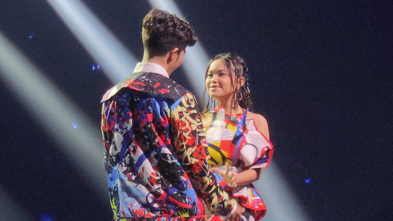 MESRANYA NOVIA DA6 DAN AFAN DI OPENING KONSER PALING ROMANTIS - YouTube