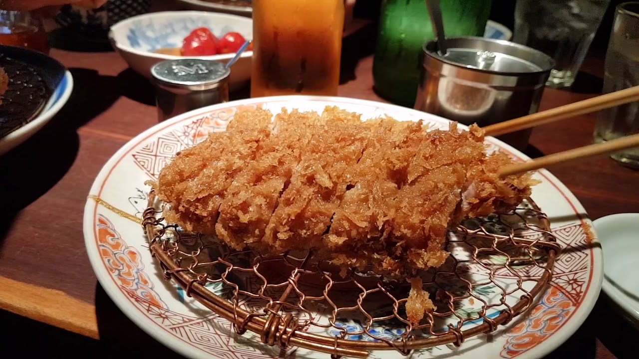 Butagumi, Tonkatsu (deep-fried pork stake or schnitzel) - YouTube