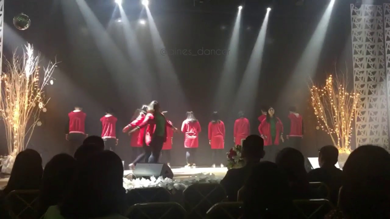 Christmas Performance NDC Living World 3 - YouTube