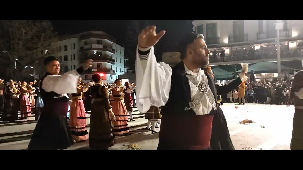 Χορευτικά τμήματα πολιτιστικών Συλλόγων Κοζάνης - YouTube