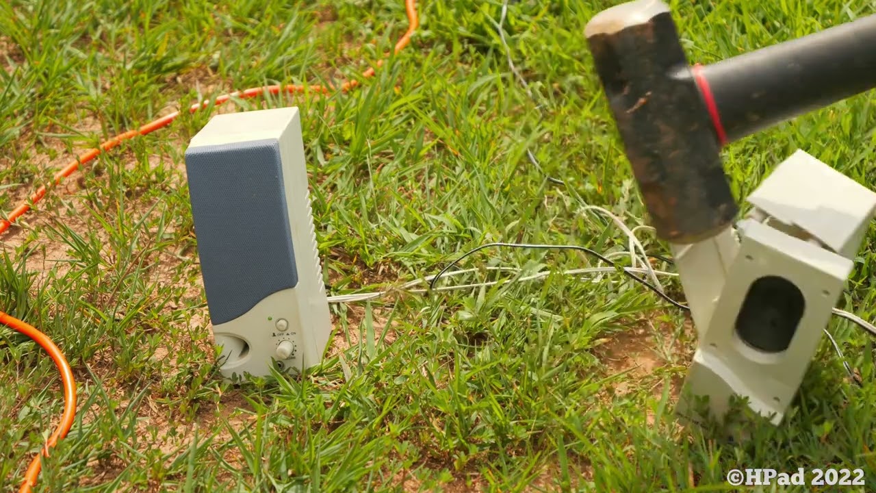 Sound Source PC Speakers Destruction - YouTube