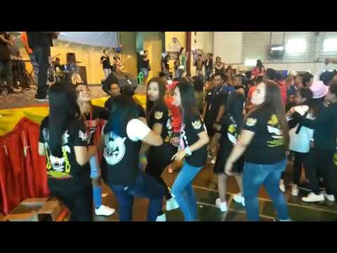 Mama muda berGoyang Gaess.. HUT GROOSS BOLODEWO ke17.
