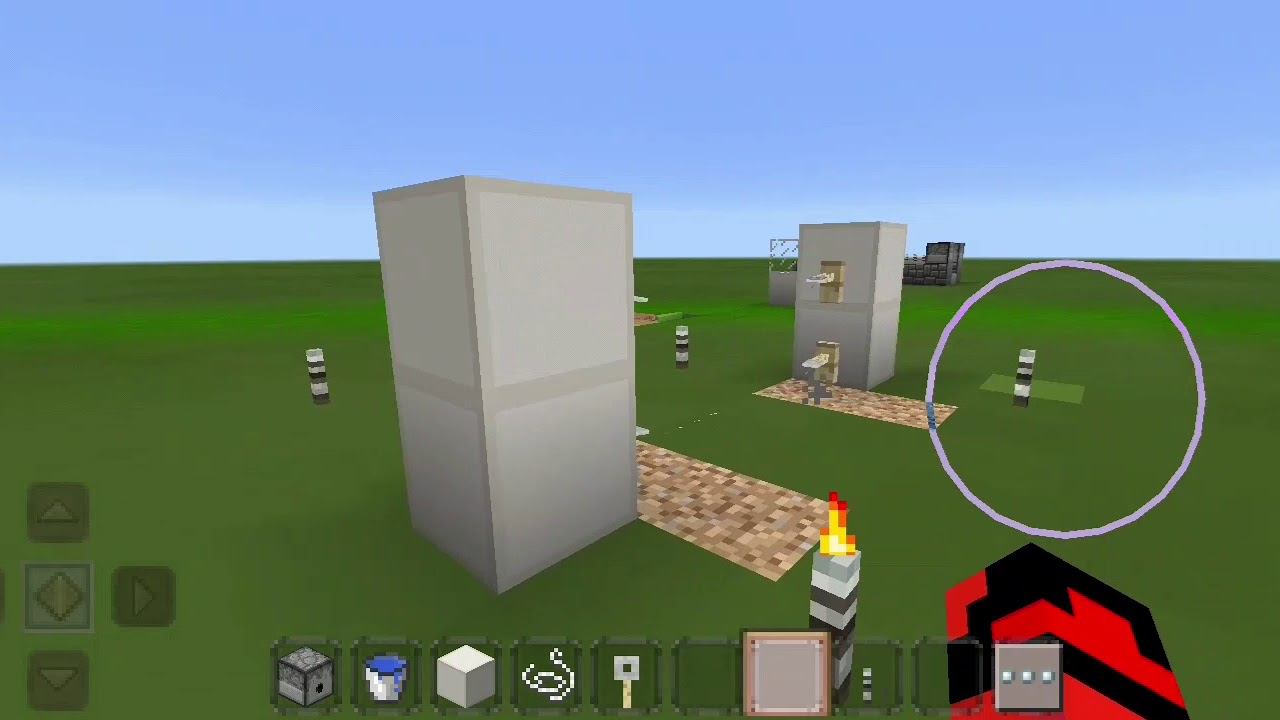 FIVE EASY REDSTONE BUILDS YOU CAN DO!!! - YouTube