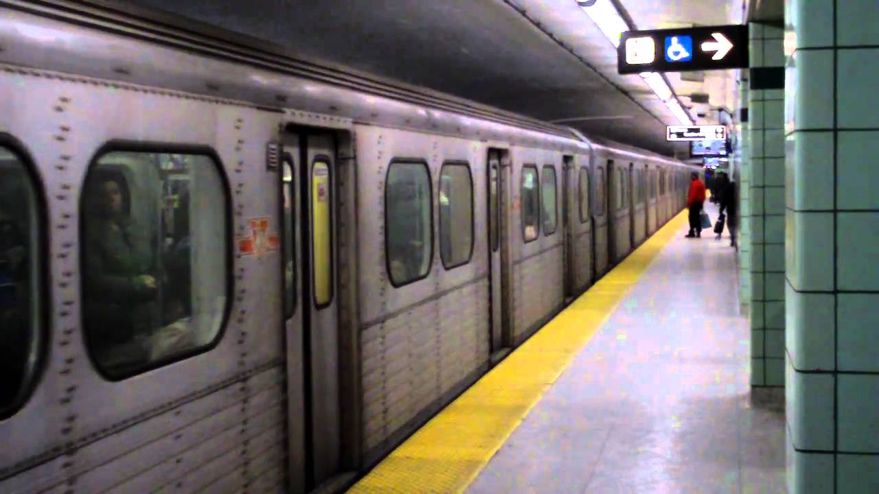 TTC Hawker Siddeley H4 - YouTube