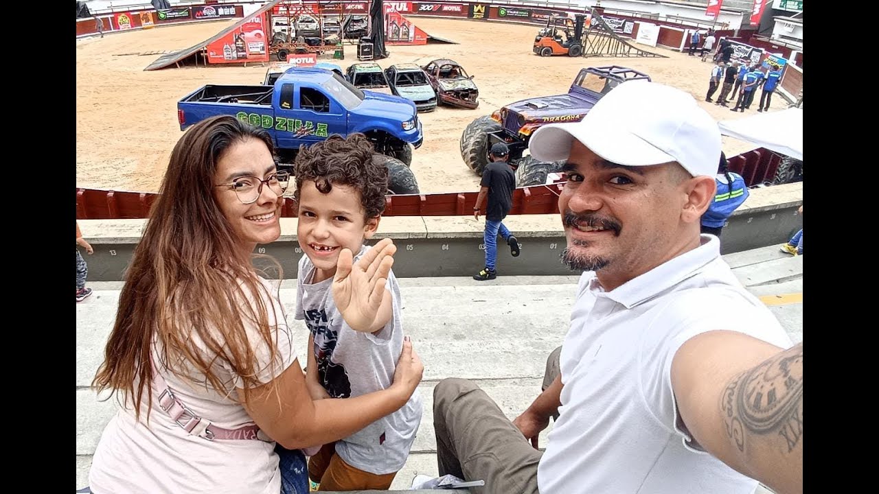 MONSTERS TRUCK #2 en Cali. gran evento para hacer en familia - YouTube