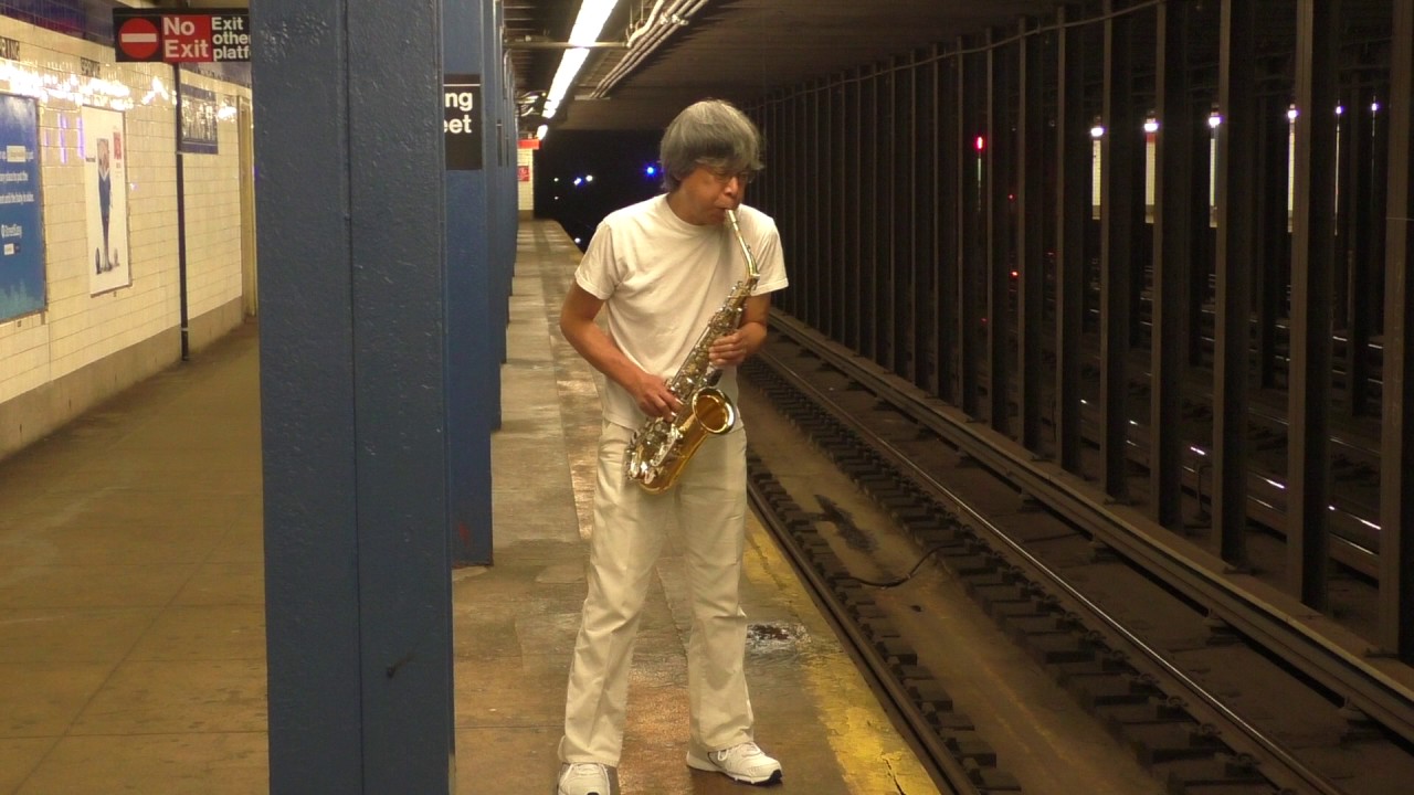 Tamio Shiraishi, E train, Spring street station, 6-24-17 6/6 - YouTube