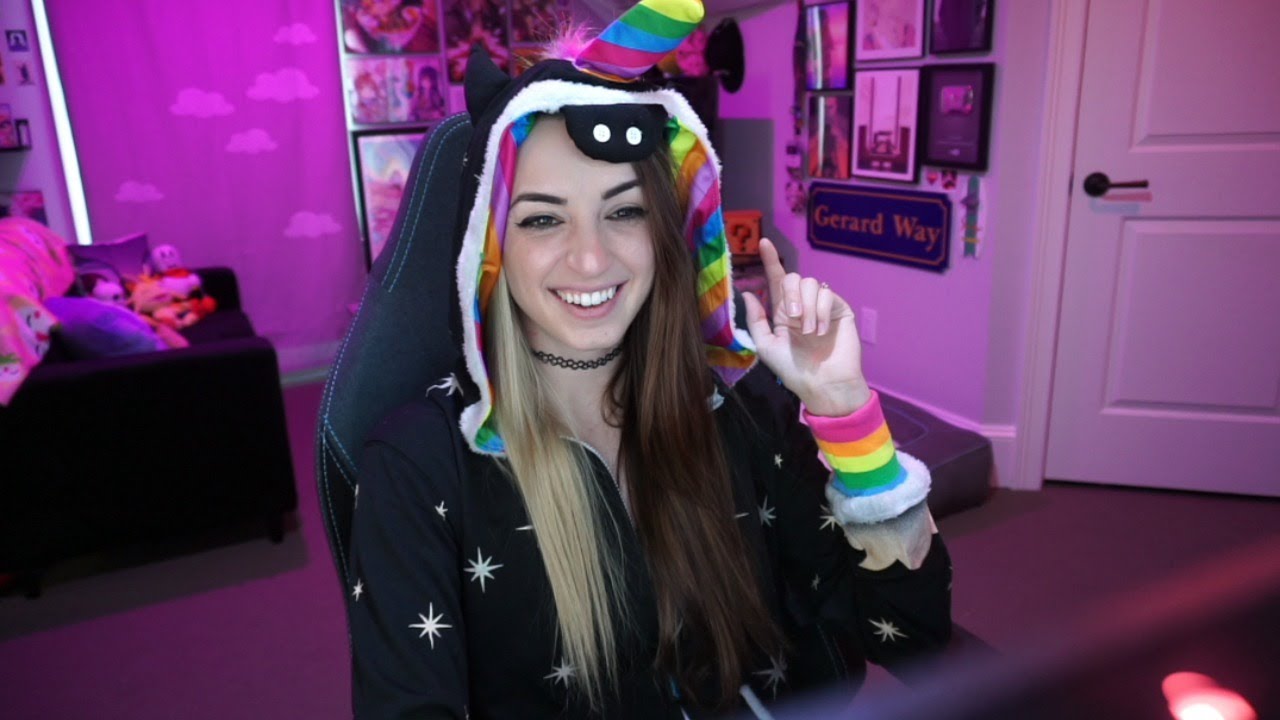 Live ASMR with Gibi | May 25th Archive - YouTube