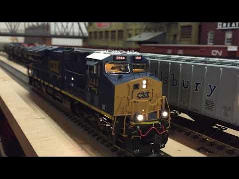 Scaletrains GE ET44AH CSX #3444 Part 1 - YouTube
