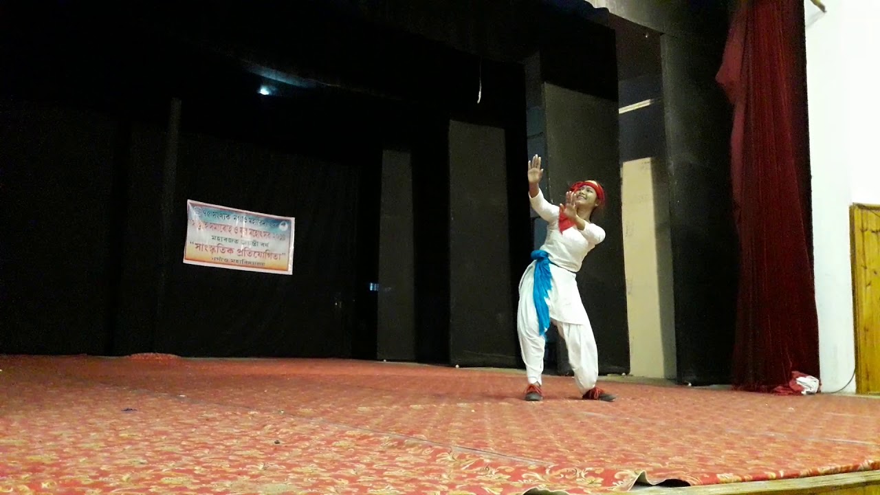 Niche Phoolon Ki Dukan|| Chandra smita devi|| College Week Performance ...