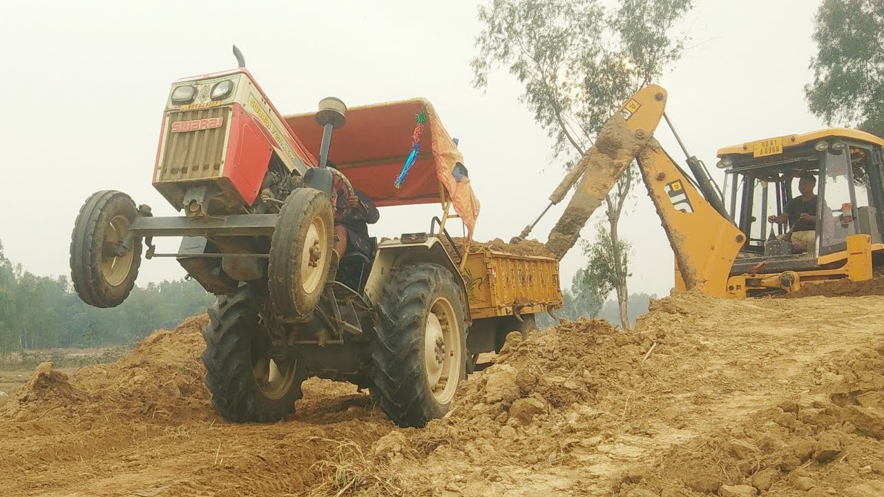 Jcb 3dx Backhoe Loader Loading Mud In Truck Pushing Truck Jcb 3dx ...