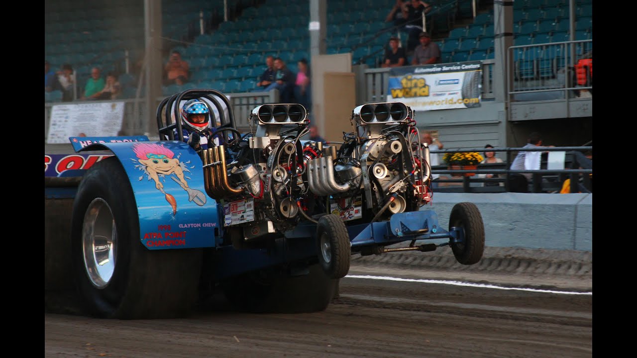 Lucas Oil Modified Tractors Pulling At The Great Frederick Fair - YouTube