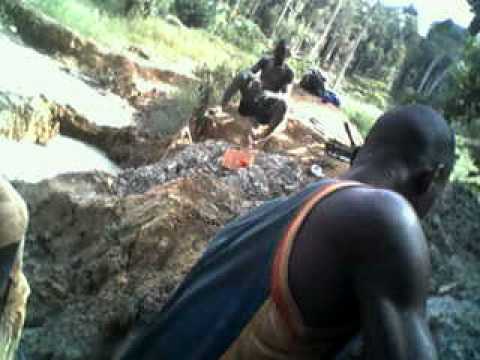 Gold mine in Liberia - YouTube