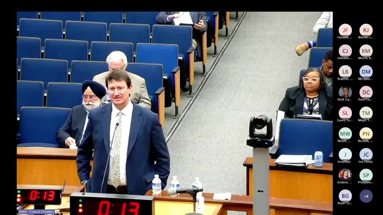 Lincoln Saunders speaks at Richmond City Council meeting about meals ...