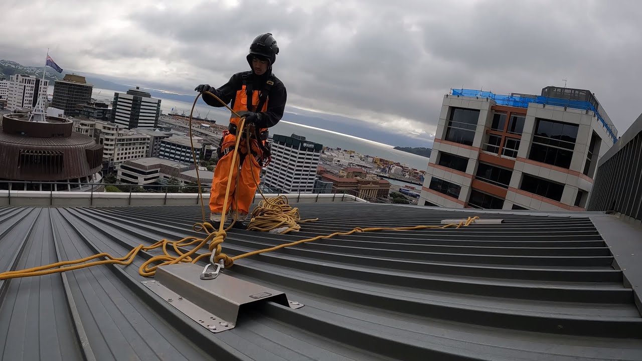 Rope access work at height. - YouTube
