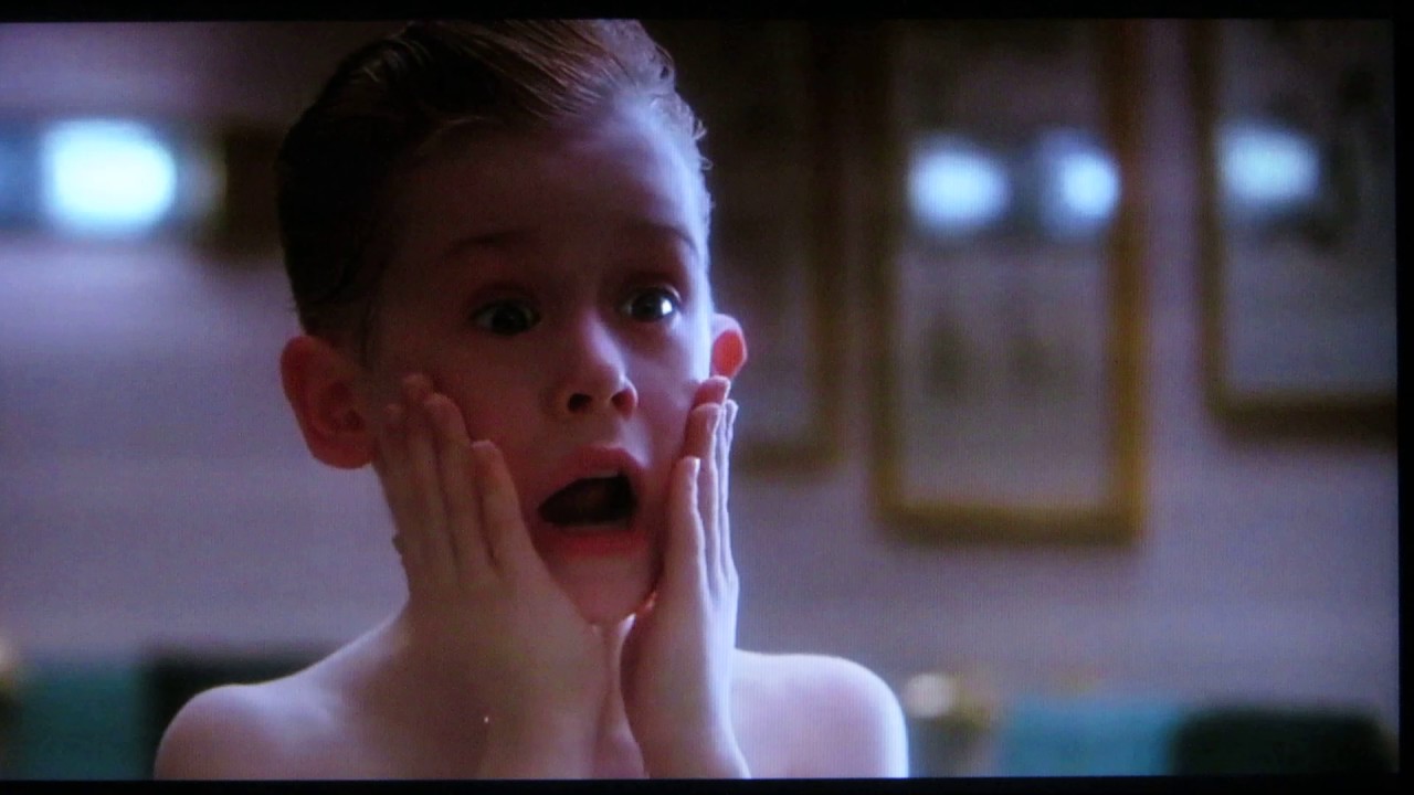 Kevin McCallister Screaming In The Bathroom in Slow Motion while ...