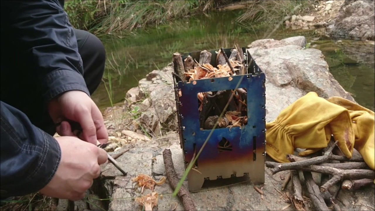 100% successful fire with a ferro rod. - YouTube