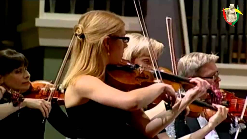 J. S. Bach - Air - Musica Humana - 2012 - YouTube