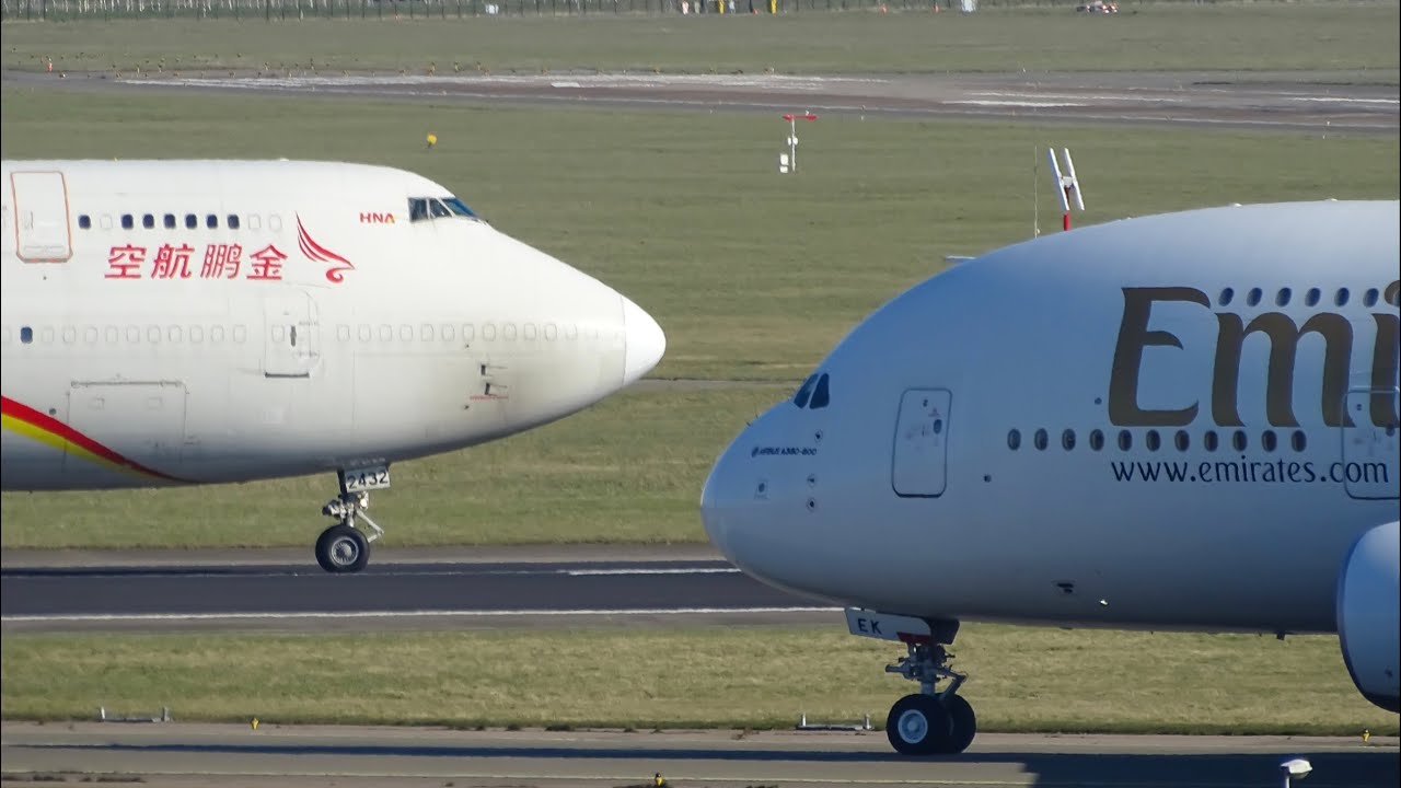 UNIQUE! A380 & B747 meet each other face 2 face😍 Suparna Boeing 747 vs ...