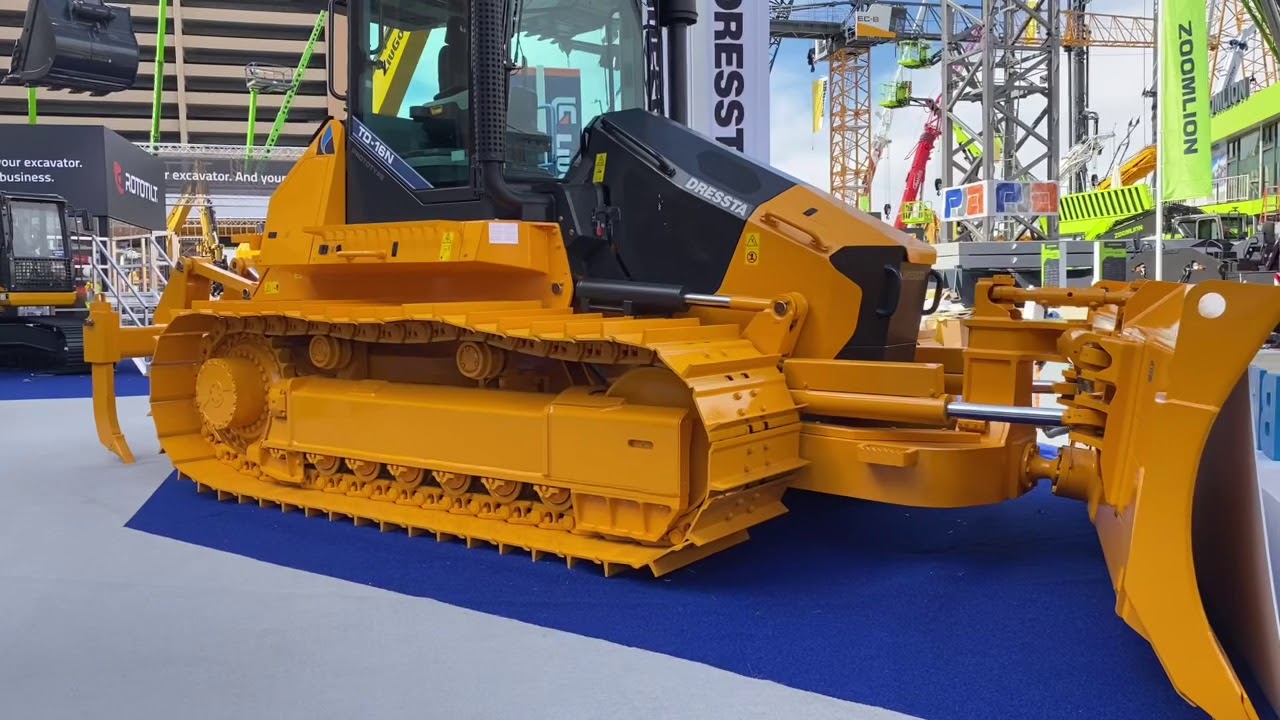 The New Dressta TD16-N Prototype Dozer. - YouTube