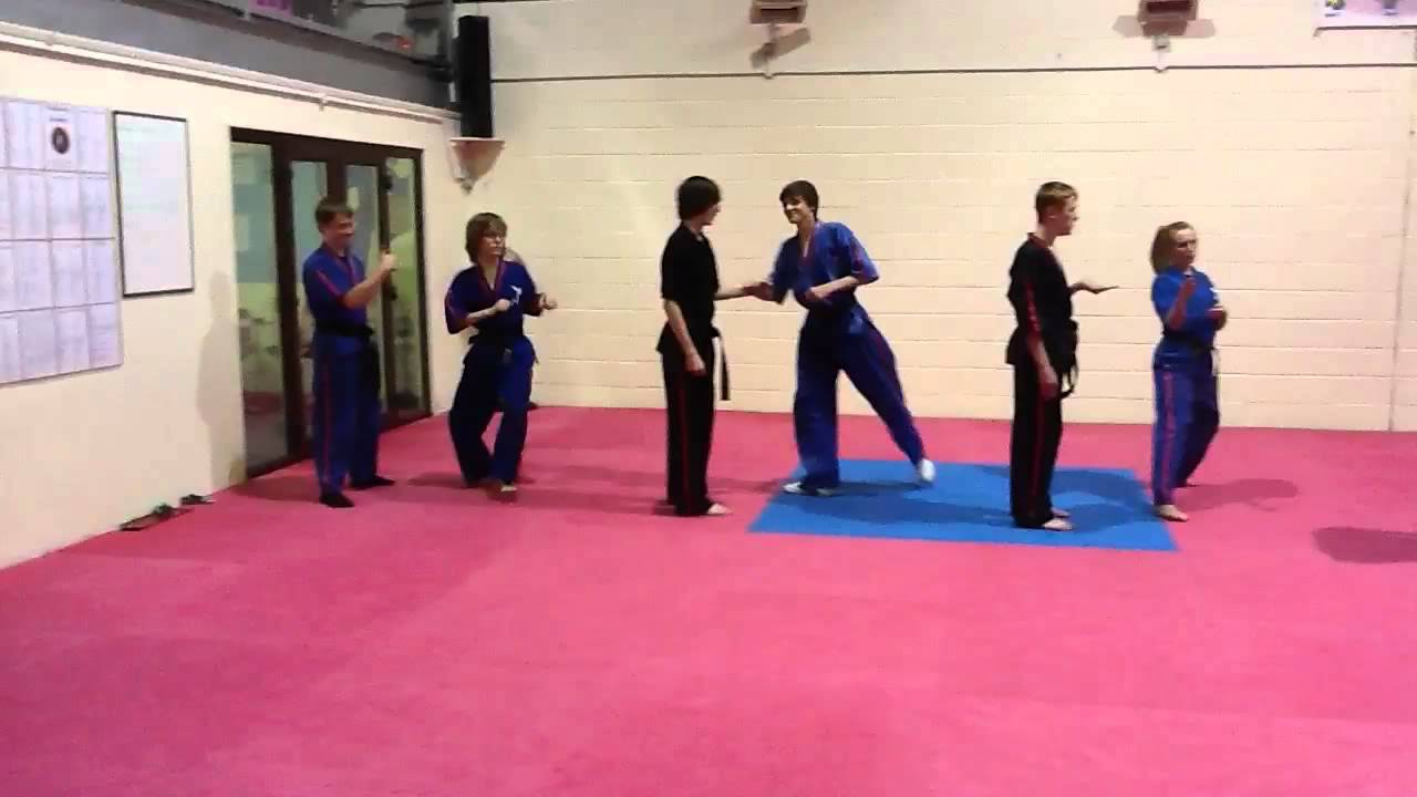 Sesma students practicing double side kick - YouTube