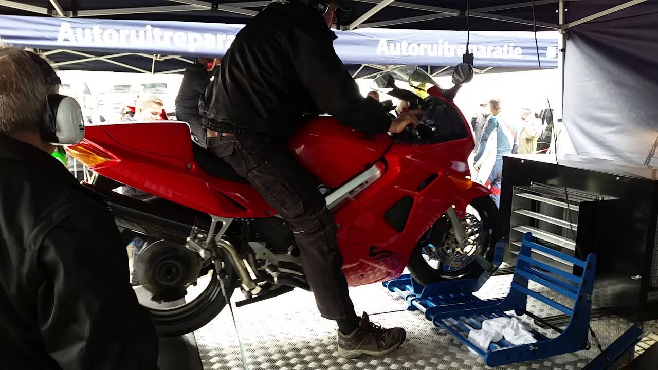 Honda Vfr 800 - Dyno run - YouTube