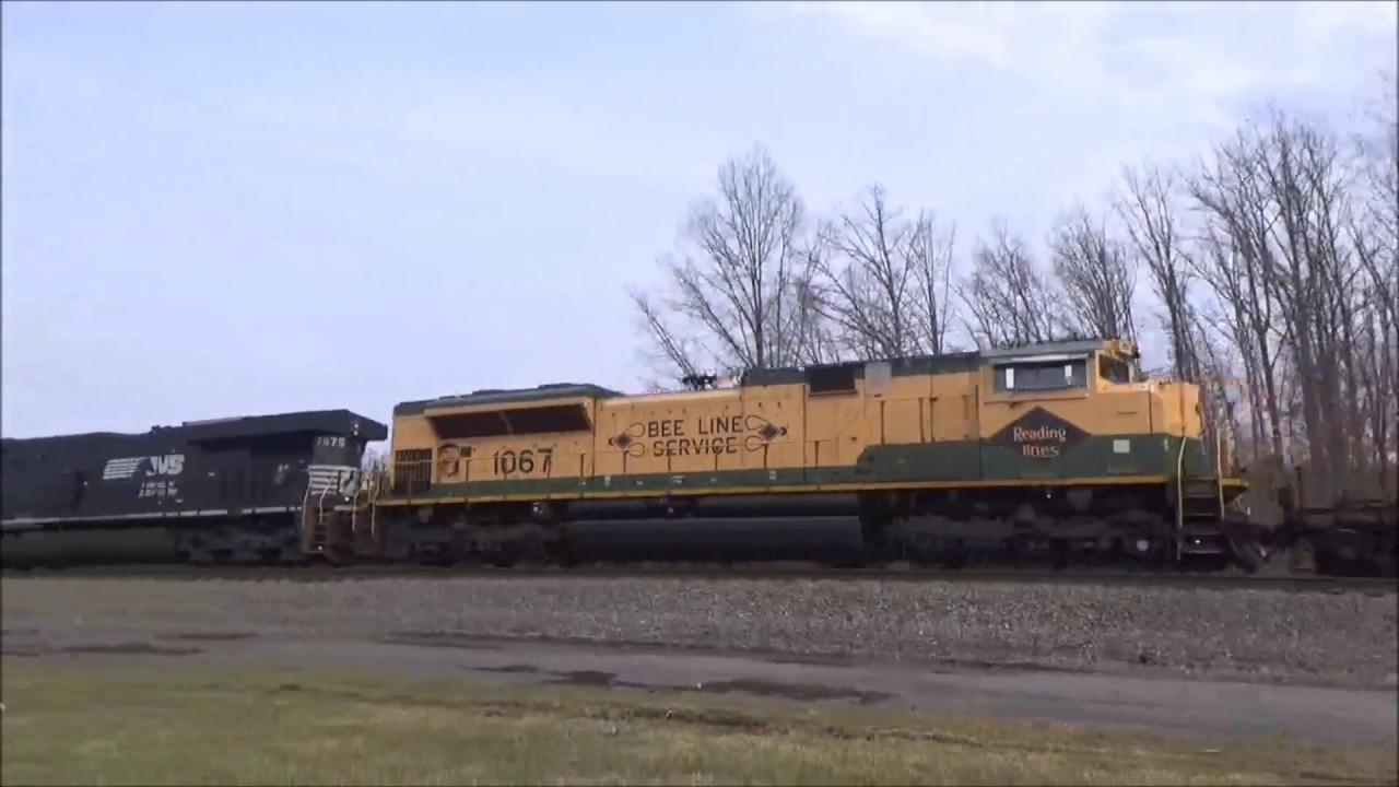 NS Reading Heritage SD70ACe #1067 Trailing 3rd On Very Fast 60MPH - 21A ...