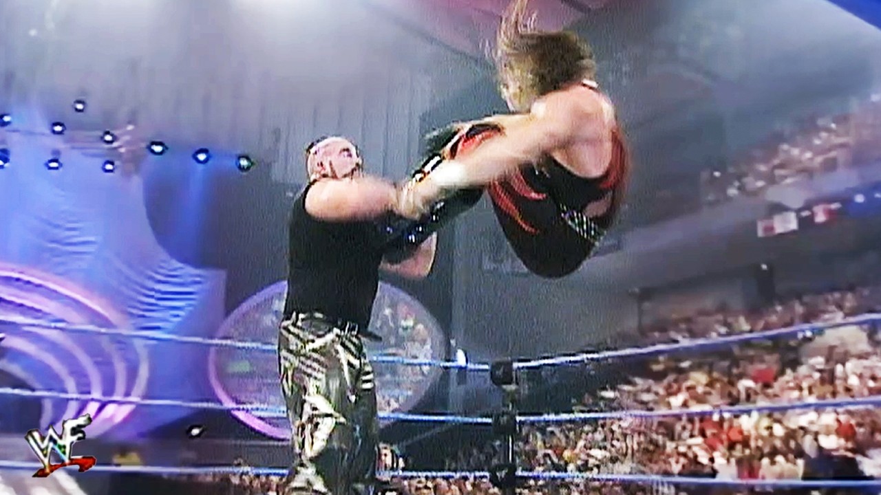 Big Wrestlers Doing Flippy Cruiserweight Moves - YouTube