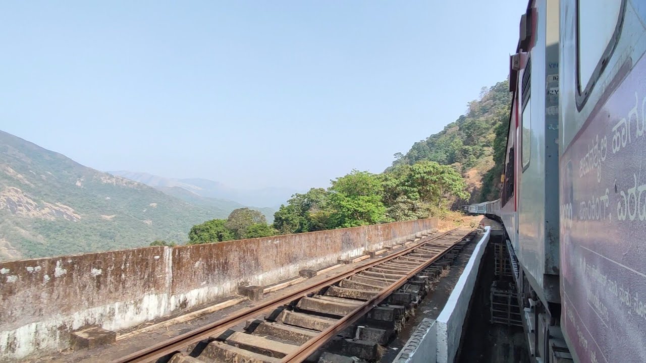 Mangalore to Bengaluru Scenic Train Journey | Karwar-Yesvantpur Express ...