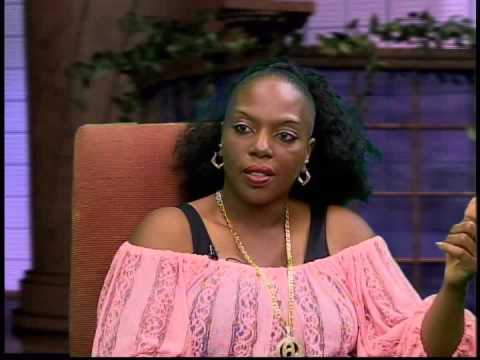 Full Circle Host Queen Guest Lady D, Was your first date bad or good ...