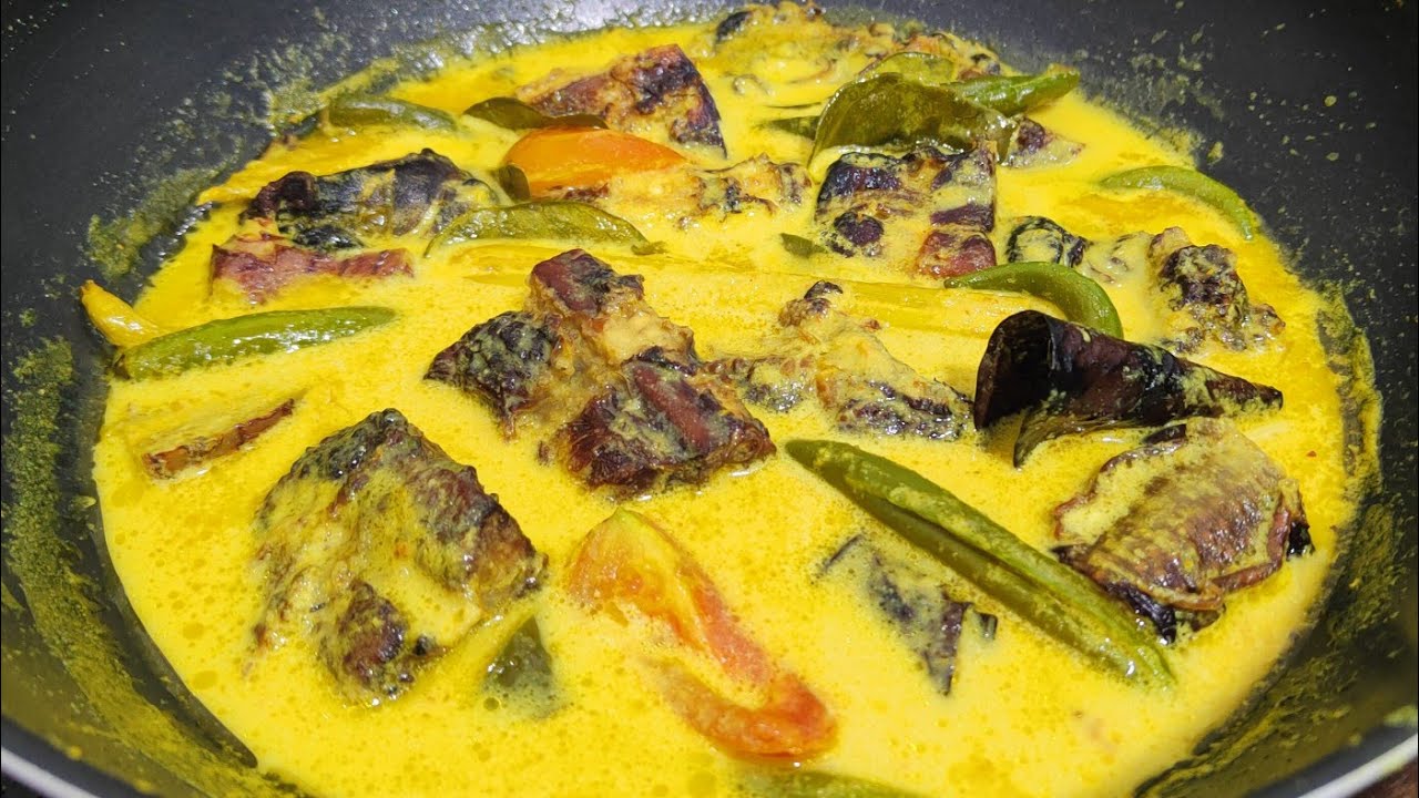 RESEP MANGUT IKAN PE / IKAN PARI ASAP - YouTube