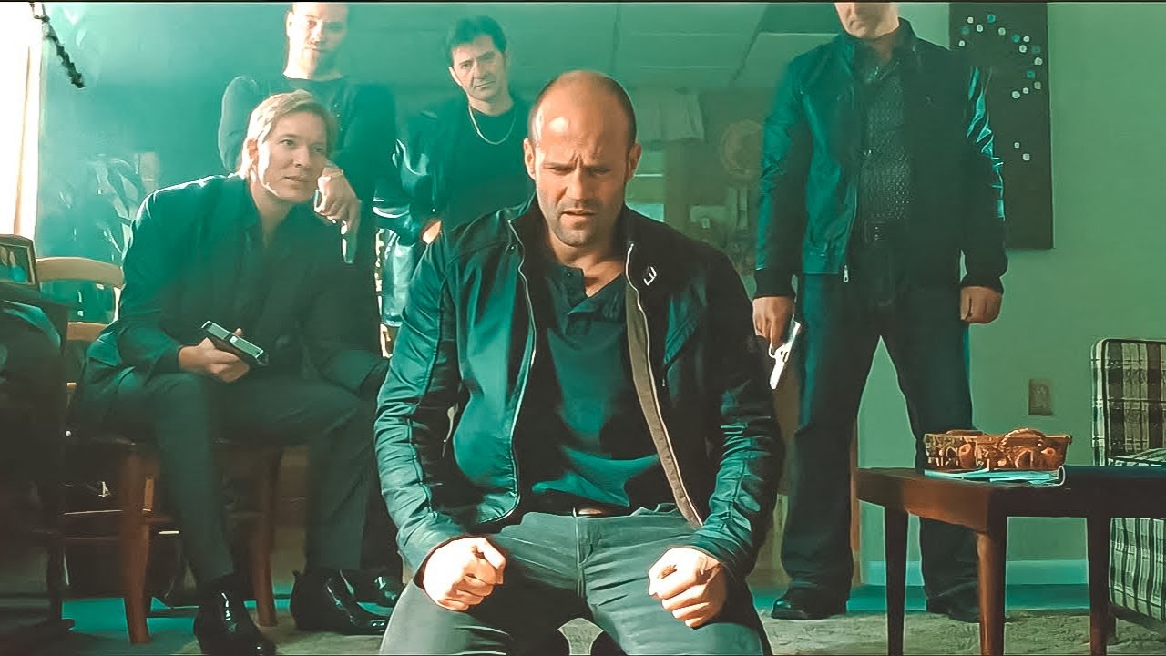 Ils Pensaient Que C'était un Lâche, Mais Il s'Est Vengé de la Morte de ...