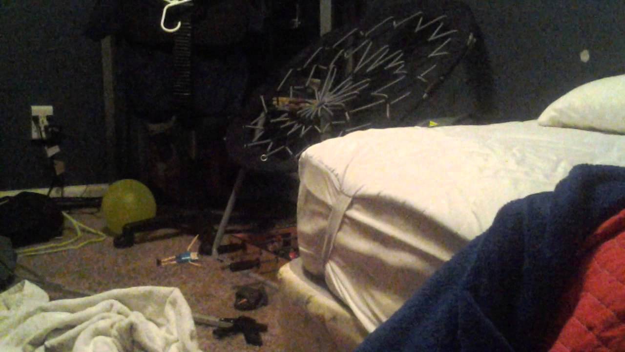 The funny bed fail - YouTube