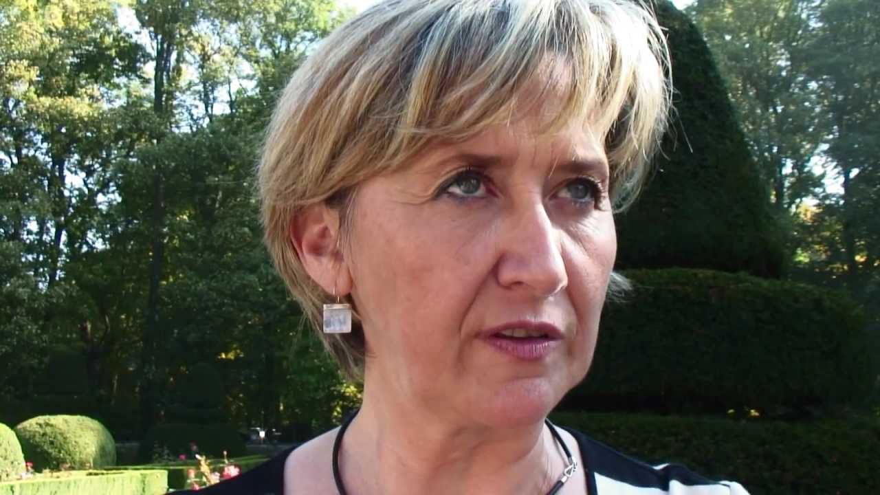 Marie-Dominique Simonet Ministre de l'enseignement obligatoire et de la ...