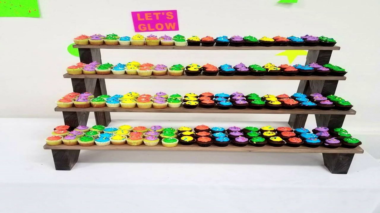 DIY Rustic Cupcake Stand - YouTube