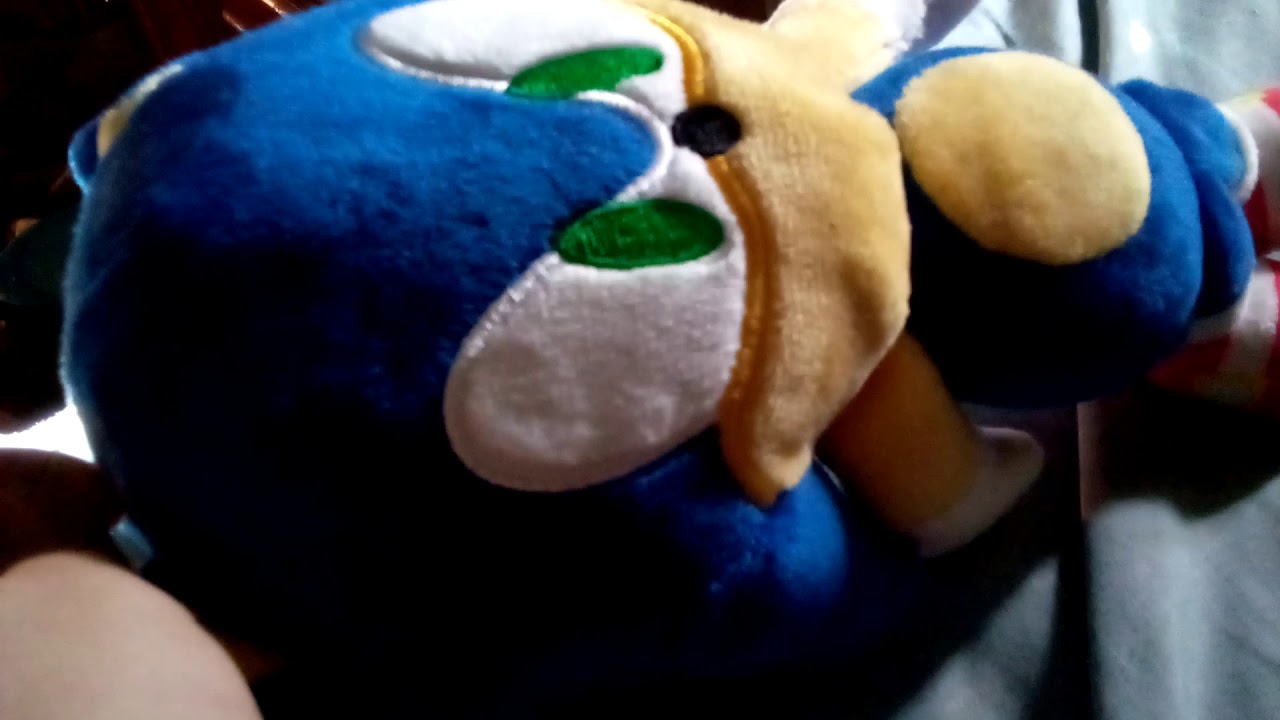 Sonic Kidrobot Plush - YouTube
