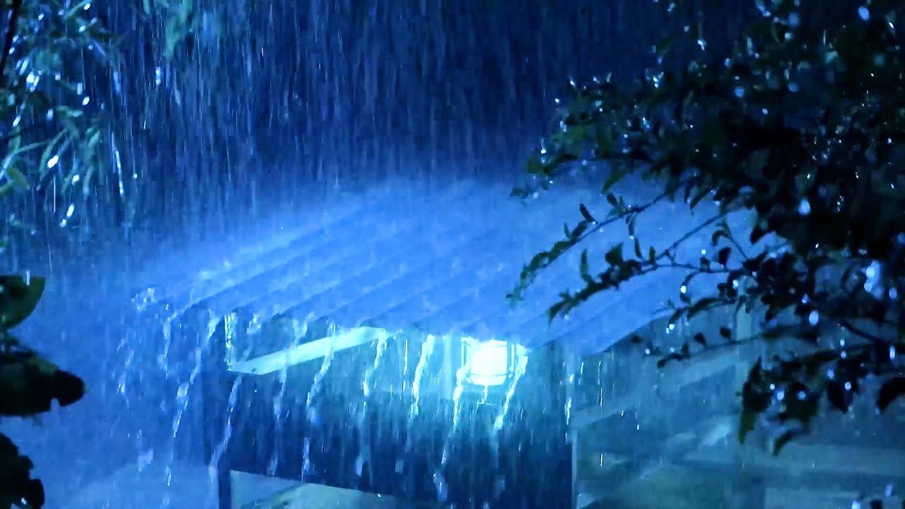 Dormire Immediatamente con Terribile Temporale, Vento Potente, Forti ...