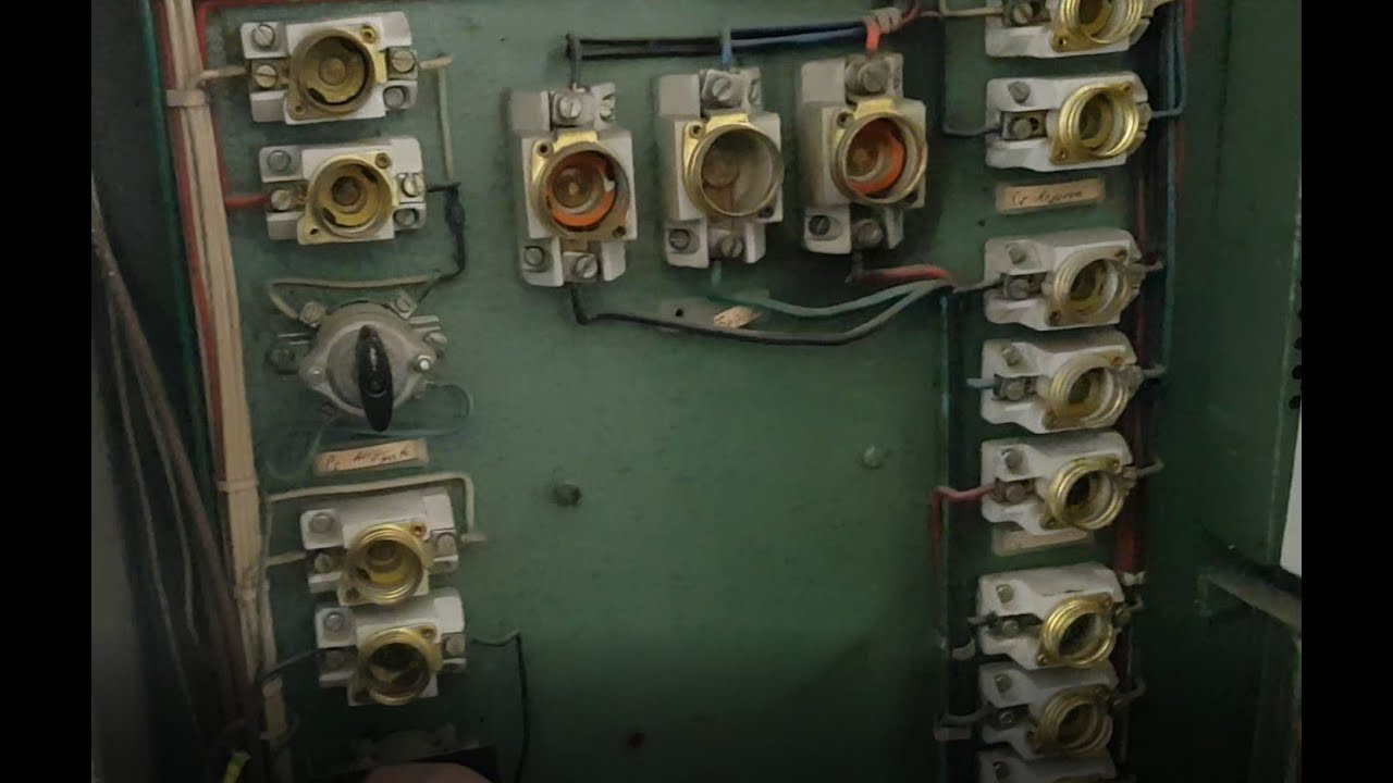 Schimbat tablou electric scara de bloc - YouTube