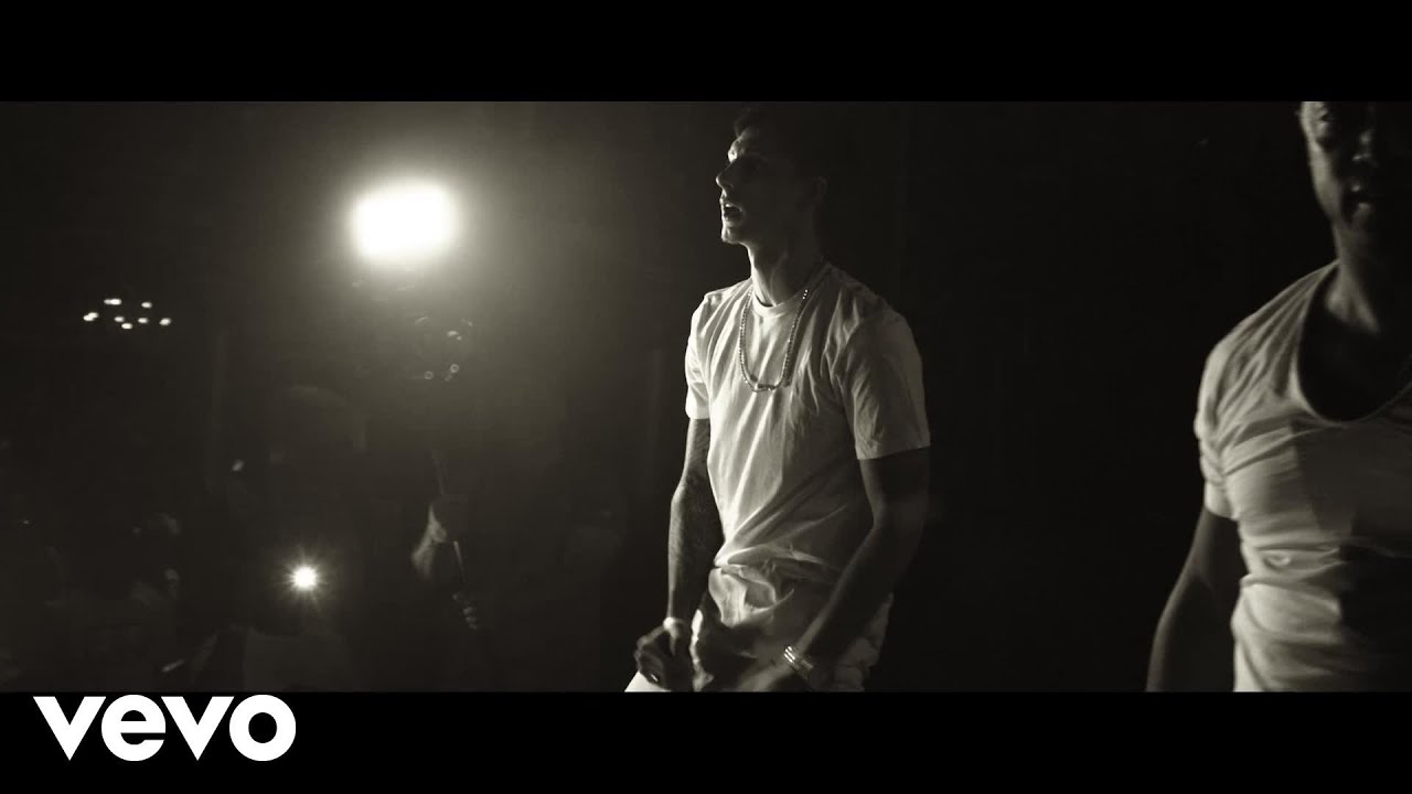 Zach Farlow - Pullin Up Club Opera Atlanta - YouTube