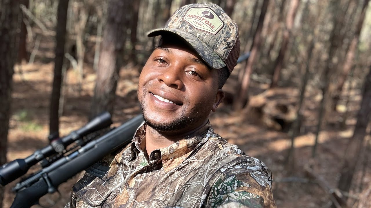 Squirrel hunt/Coon hunt #deermeatfordinner #explore - YouTube