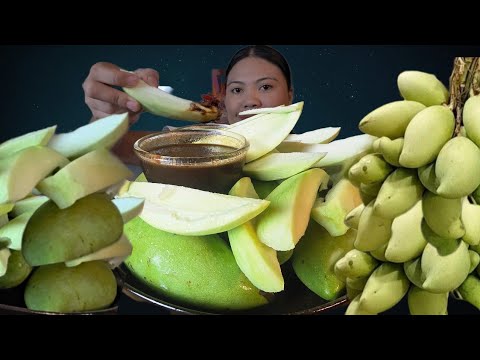 The Best Spicy Green Mango Combo Ever - YouTube