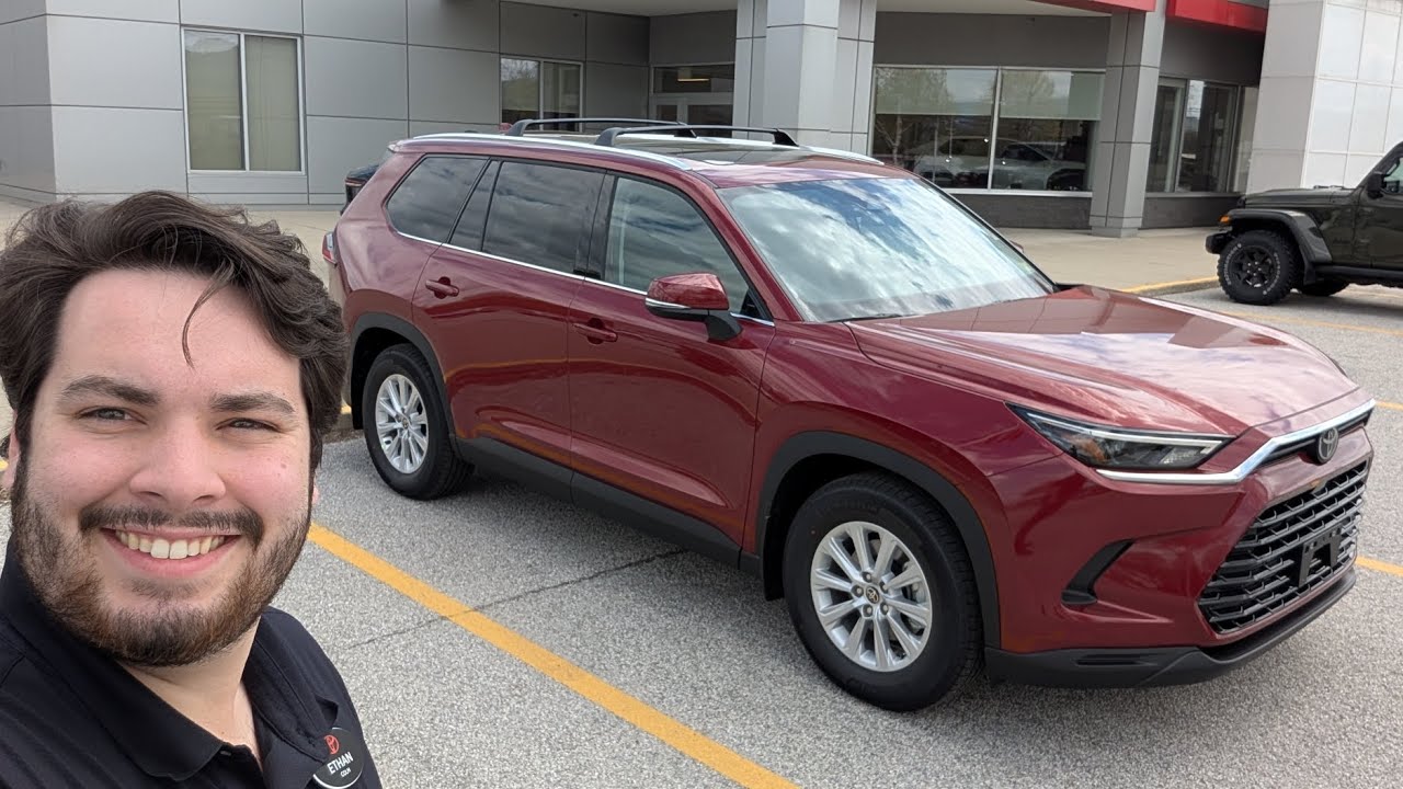 2025 Toyota Grand Highlander Hybrid XLE in Ruby Flare Pearl - YouTube