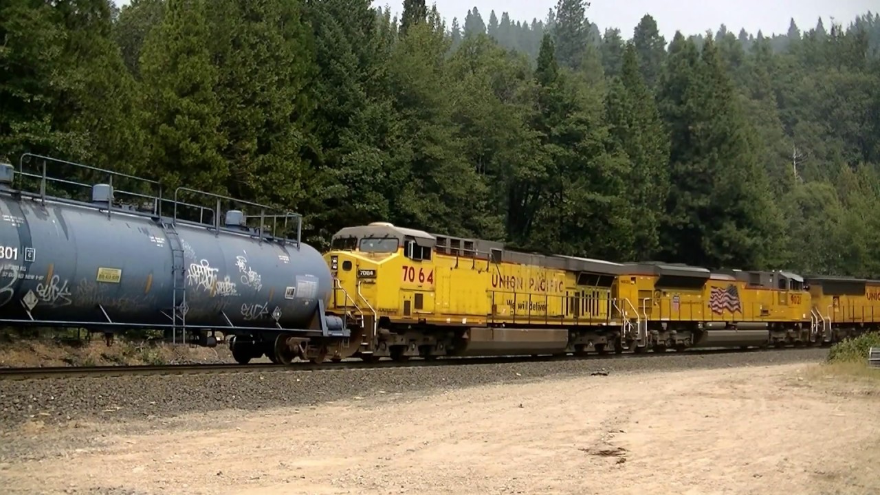 [HD] A Union Pacific train at Cantara Loop with AC4460, August 19, 2017 ...