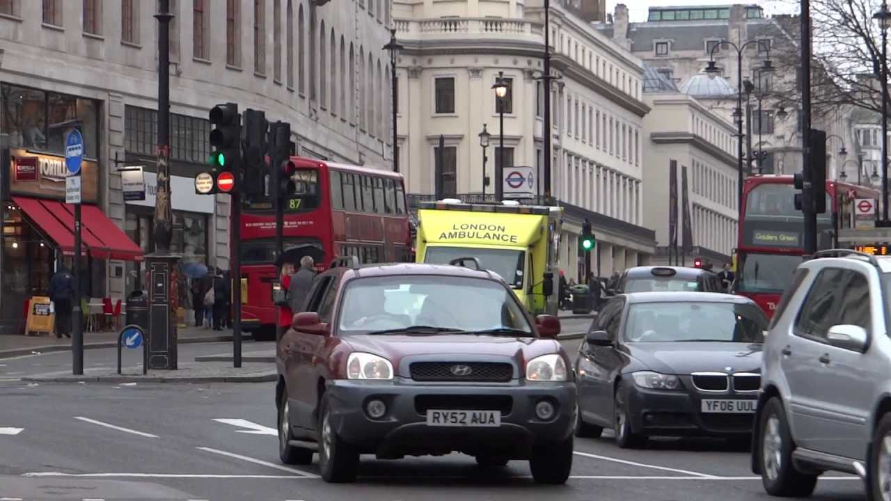 London Ambulance Service - Mercedes Sprinter Emergency Ambulance On An ...