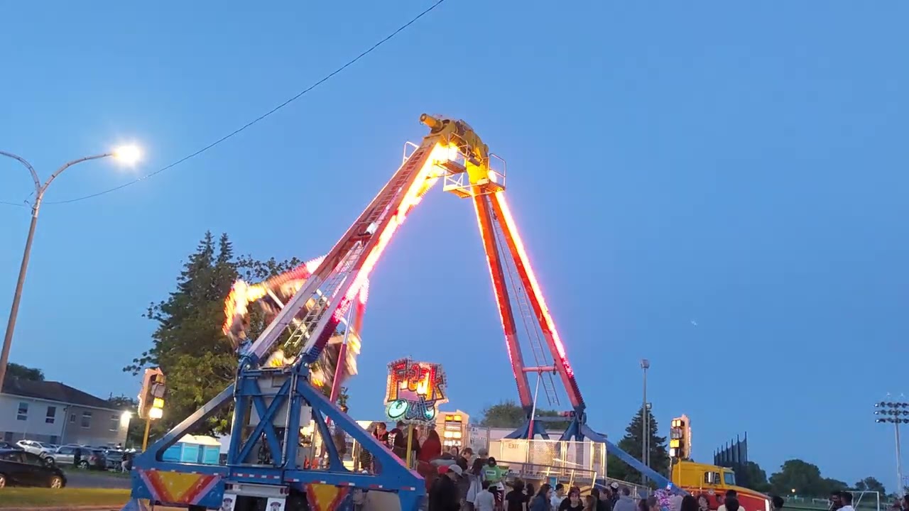 Campbell Amusements KMG Freak Out - YouTube