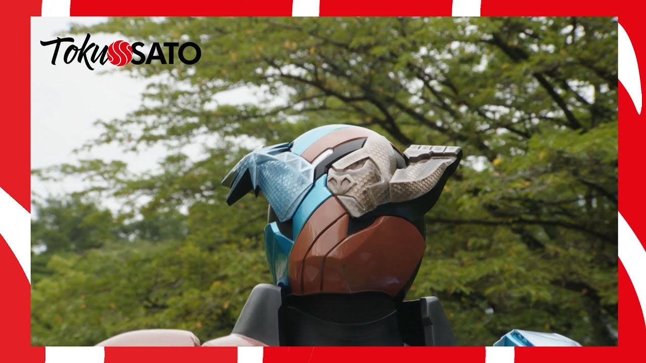 Kamen Rider Build vs. Square Smash - YouTube