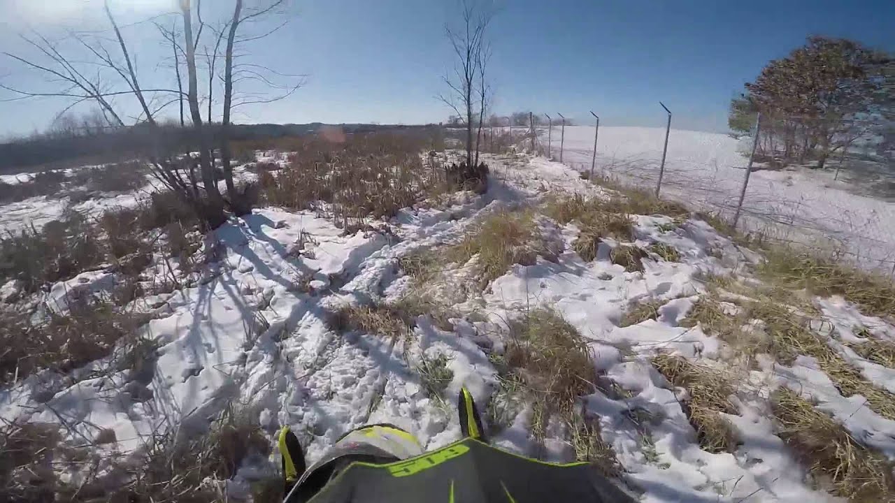 Worst snowmobile trail ever - YouTube