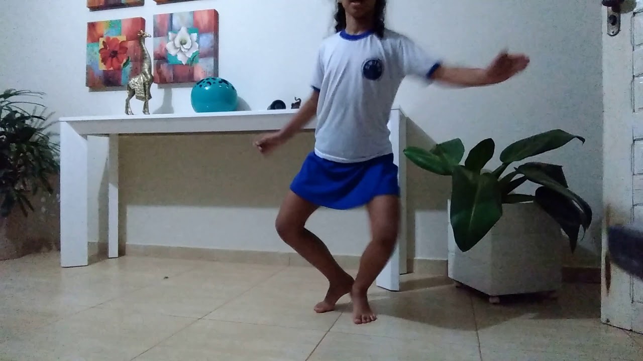 Eu dançando kkkk(leia a descrição) - YouTube
